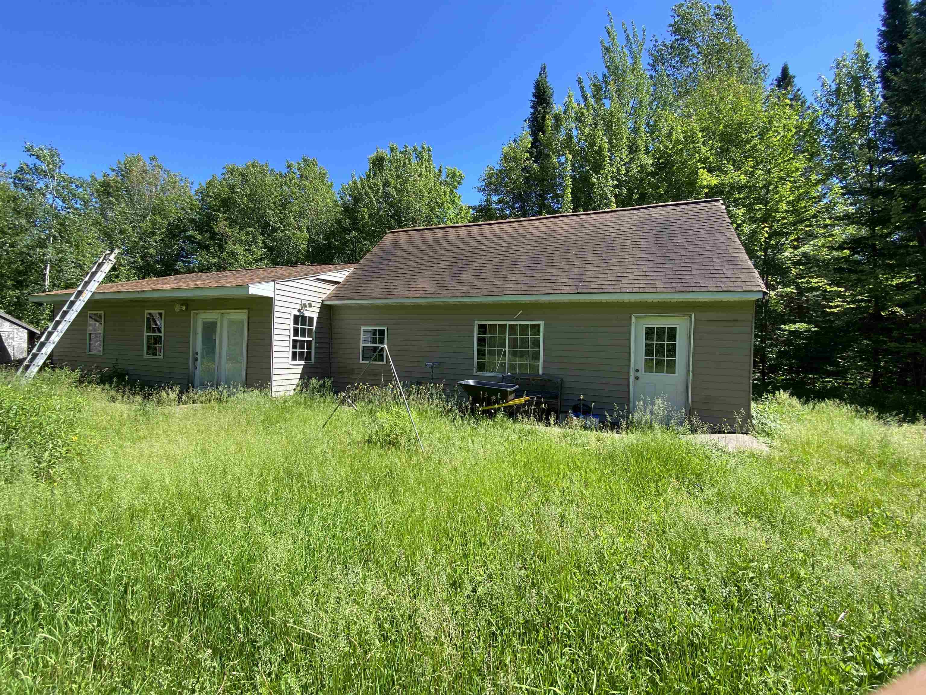 6826 S Gun Club Ln, Hawthorne, WI 54842