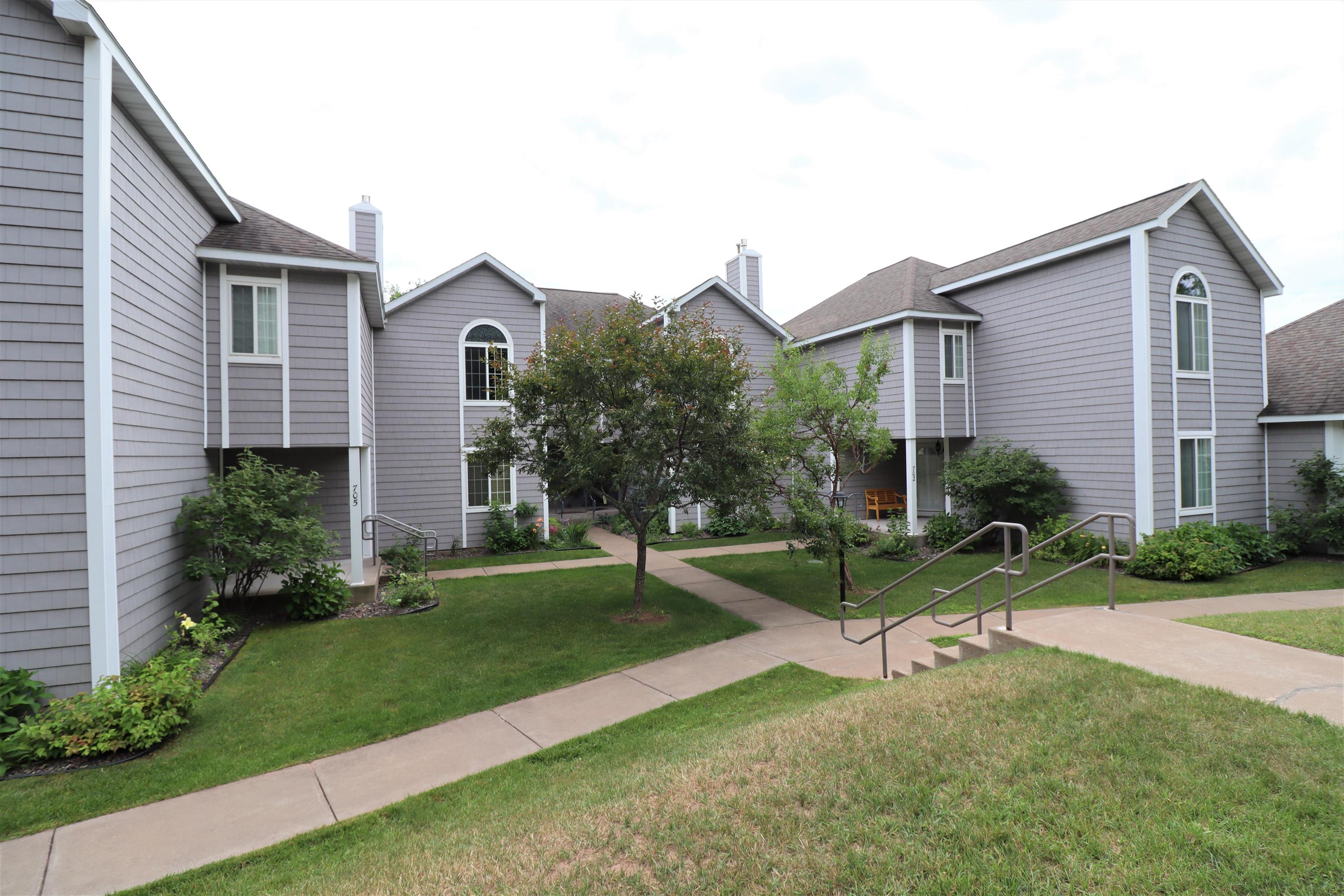 Featured Listings - Apostle Islands Realty