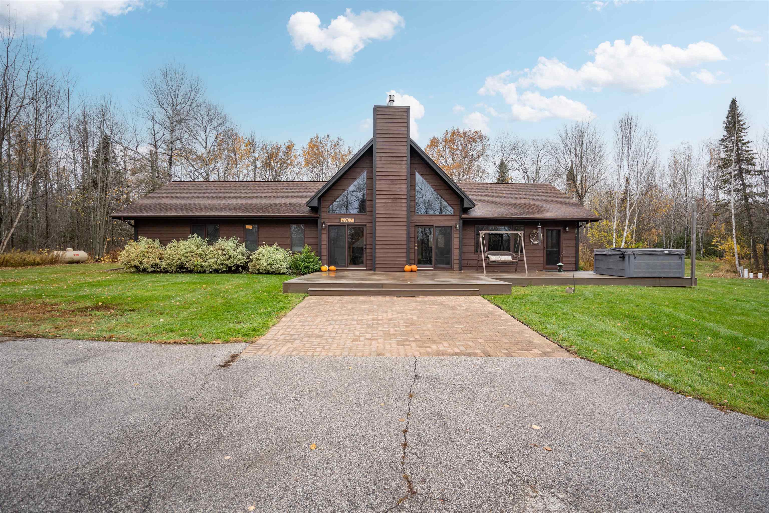 6907 Morris Thomas Rd, Cloquet, MN 55720 | $480,000 | SF/Detached | Sold