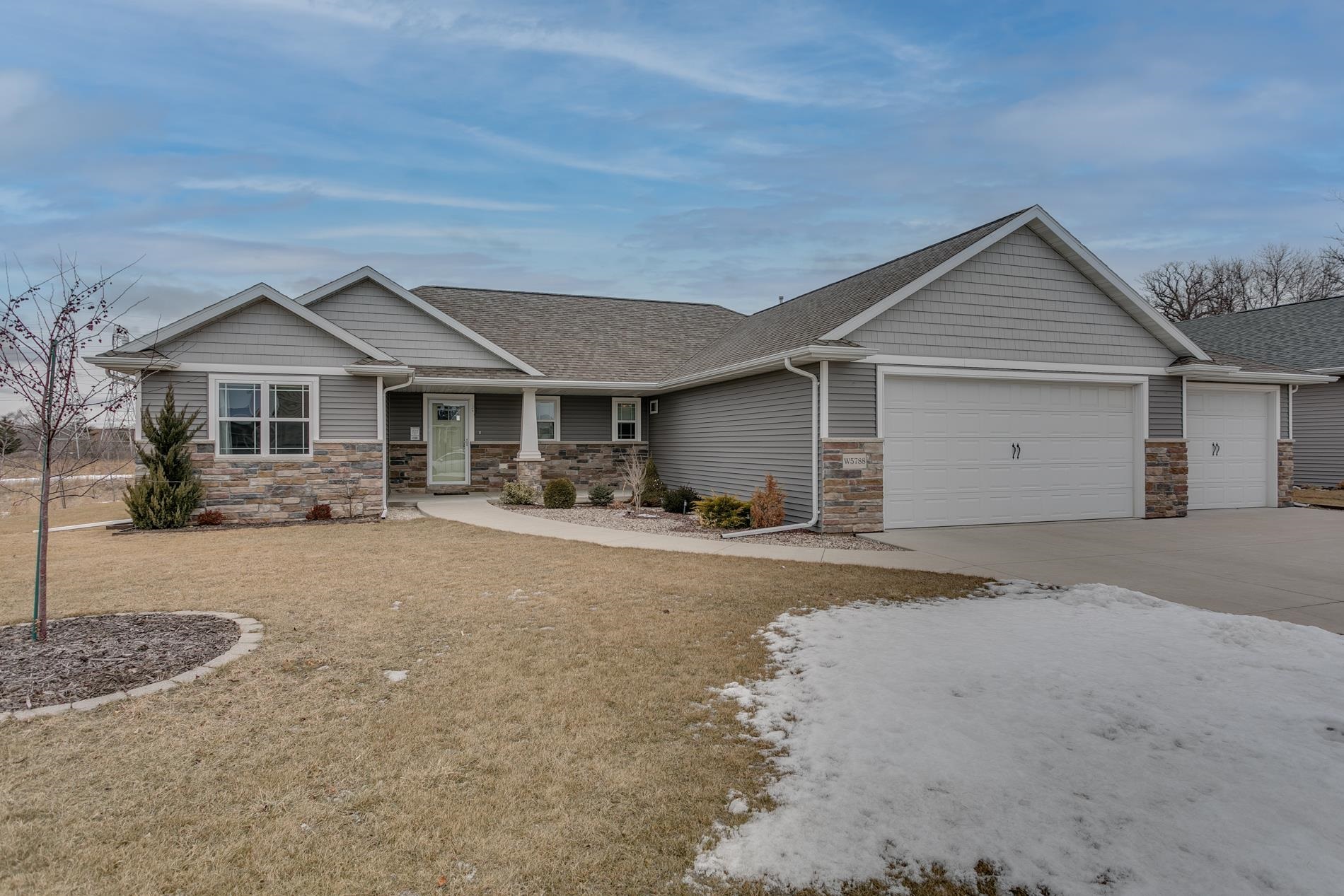 W5788 Jochmann Drive, Appleton, WI 54915