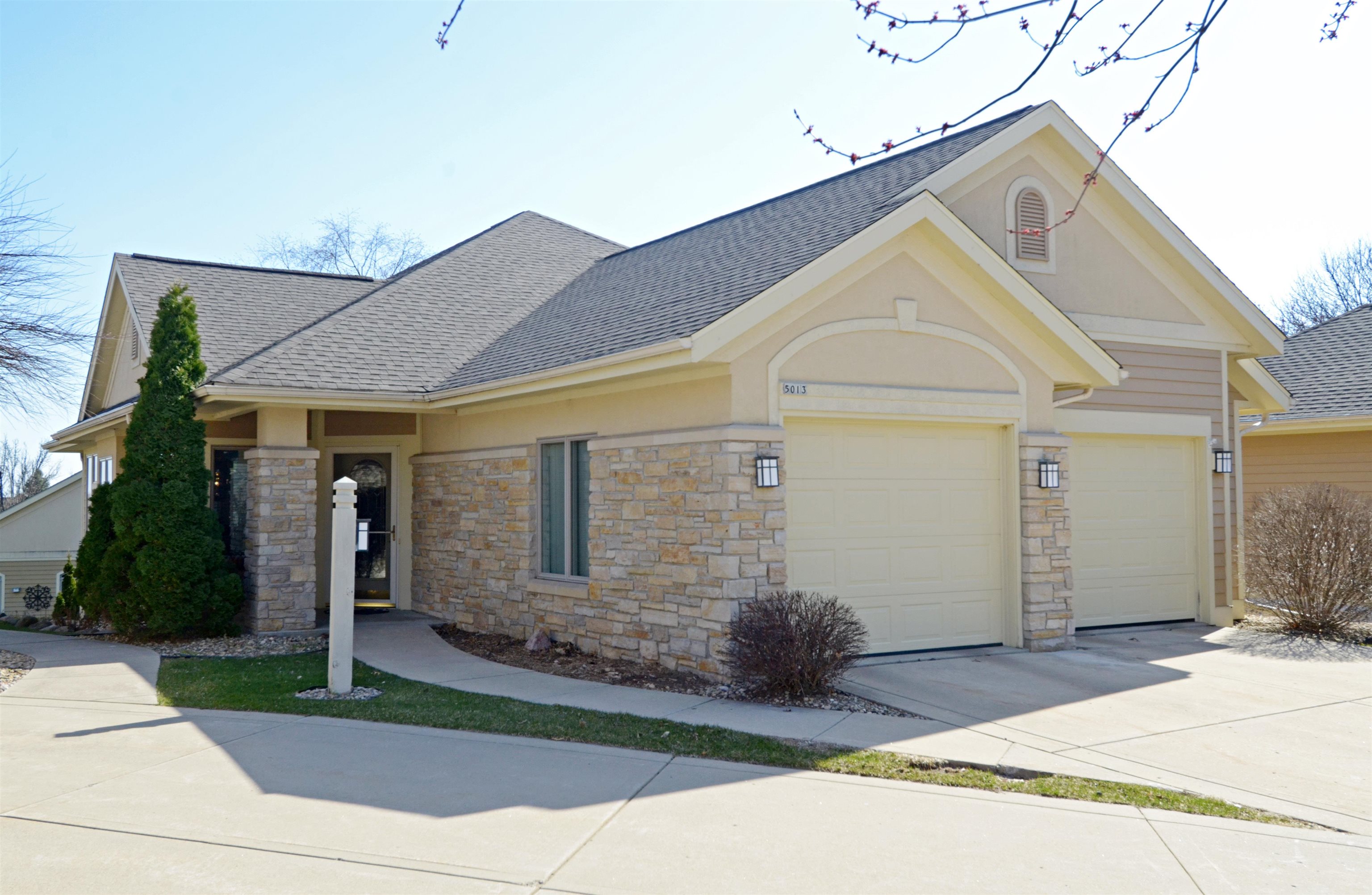 5013 Wenlock Rose, Middleton, WI 53562