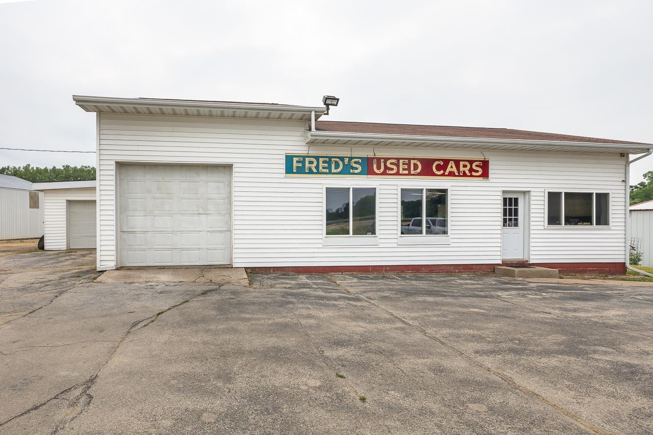 Commercial for sale in Jamestown, Wisconsin, 1958784