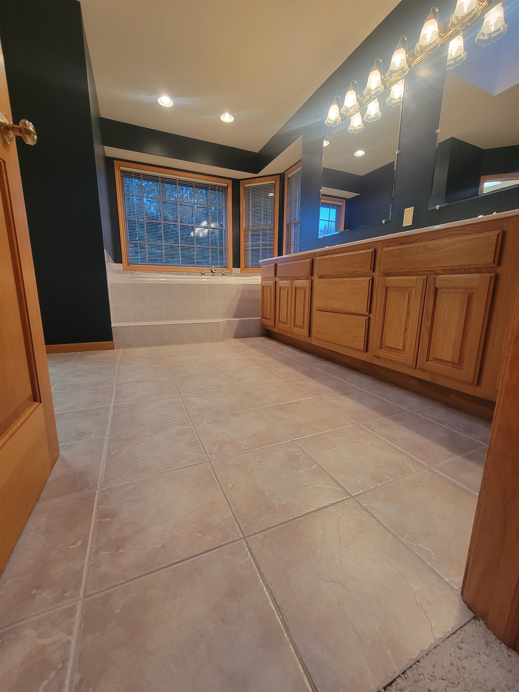 Tim Slack Auction & Realty - Tim Slack Auction & Realty