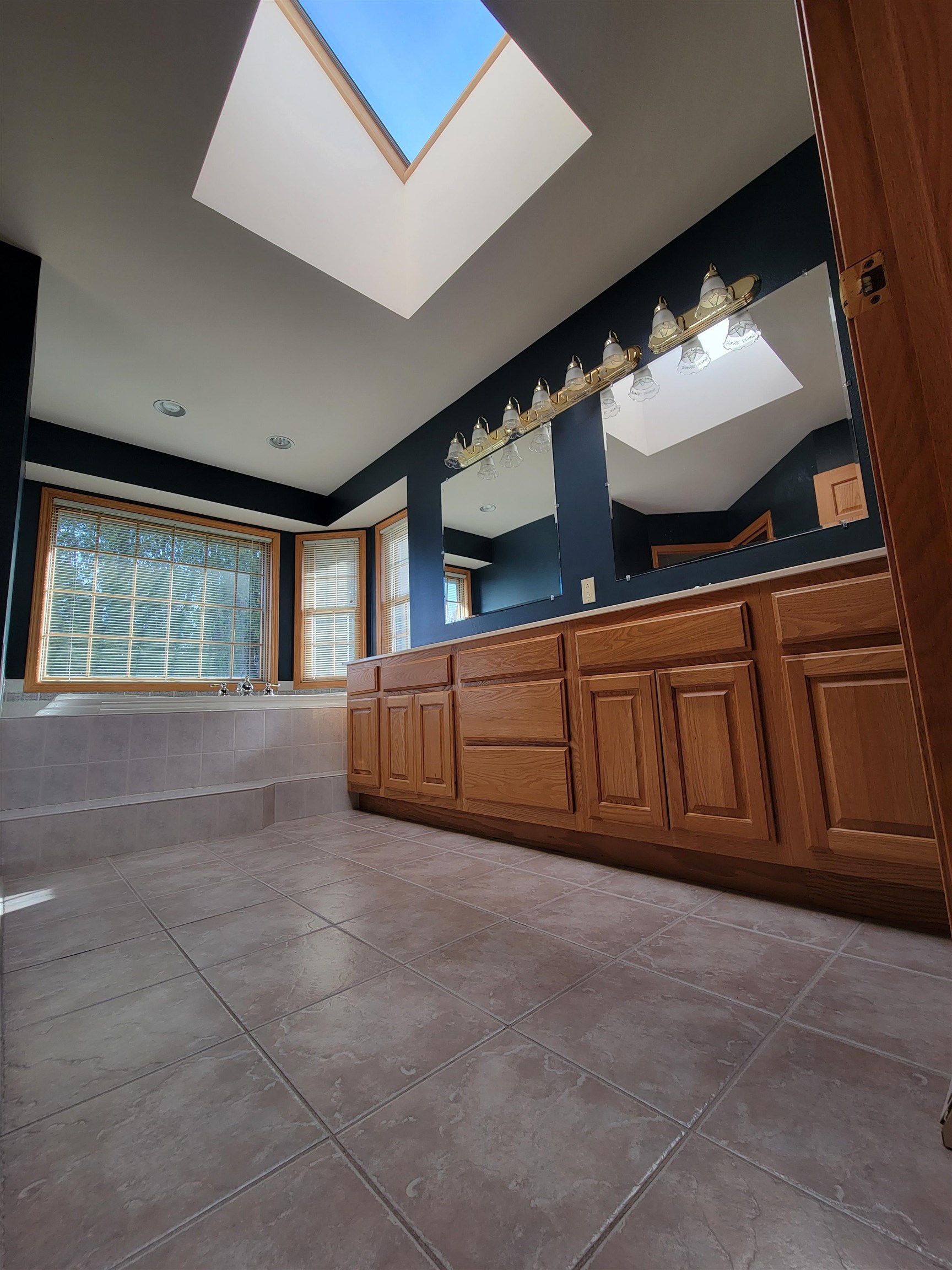 Tim Slack Auction & Realty - Tim Slack Auction & Realty